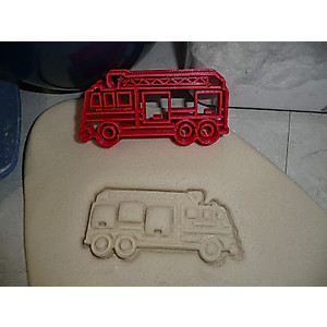 FIREFIGHTER FIREMAN DETAILED FIRE TRUCK HYDRANT HELMET SET OF 4 COOKIE CUTTERS MADE IN USA PR1397