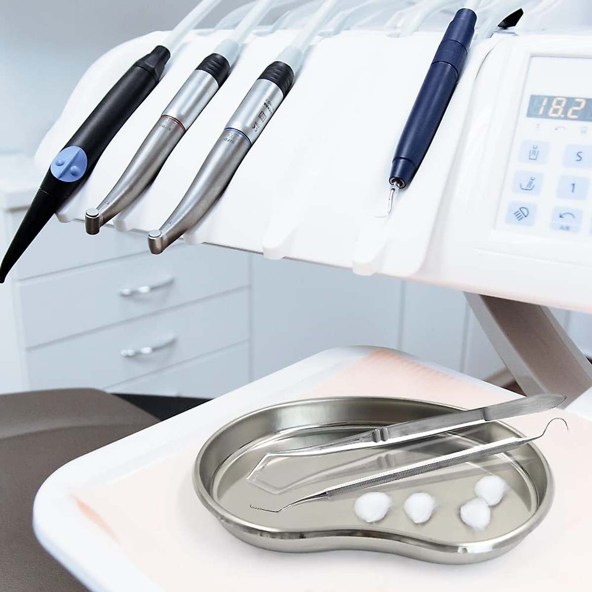 3Pcs Stainless Steel Kidney Tray, Graduated Metal Emesis Basin, Reusable Kidney Bean Shaped Bowl Dish, Dental Lab Instrument Surgical Tray for Medic Waster (Small, Medium, Large)