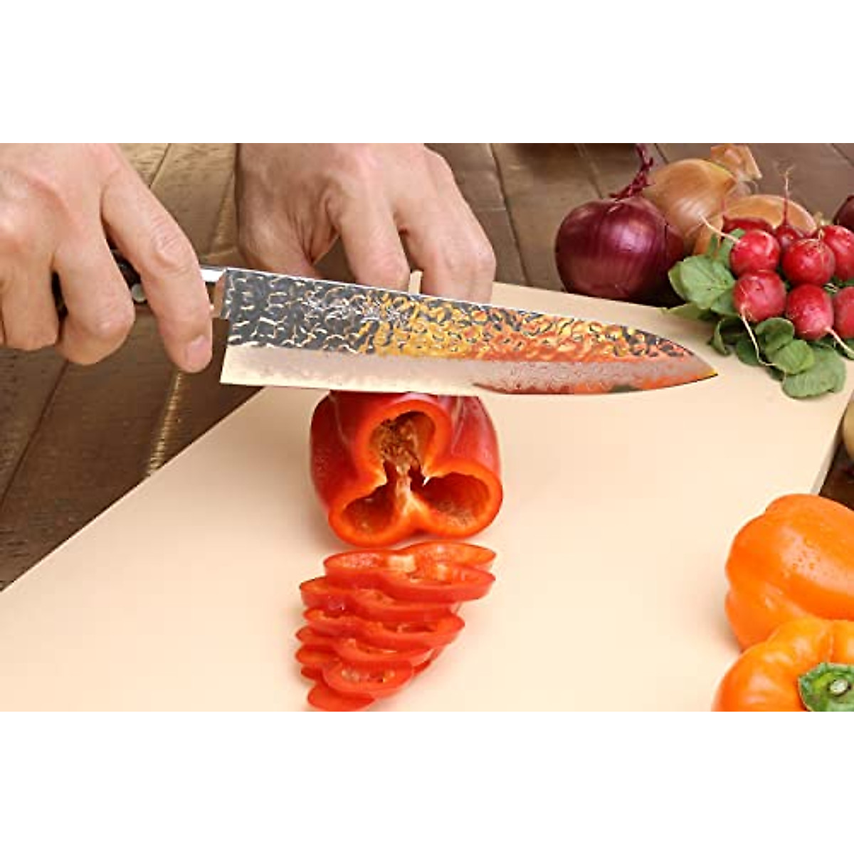 Yoshihiro VG10 16 Layer Hammered Damascus Gyuto Japanese Chefs Knife (7'' (180mm))