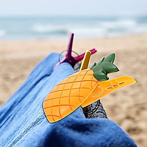 Cabilock 1Pcs Cute Beach Beach Chair Towel Clip Beach Chair Clips for Towel Windproof Beach Towel Holder Towel Clips, Pineapple