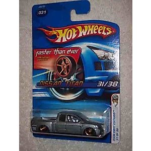 Hot Wheels 2006 First Editions -#31 Nissan Titan Silver FTE Wheels #2006-31 Collectible Collector Car Mattel 1:64 Scale