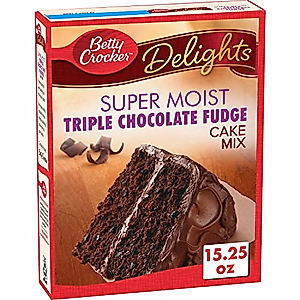 Betty Crocker Super Moist Triple Chocolate Fudge Cake Mix, 15.25 oz (Pack of 6)
