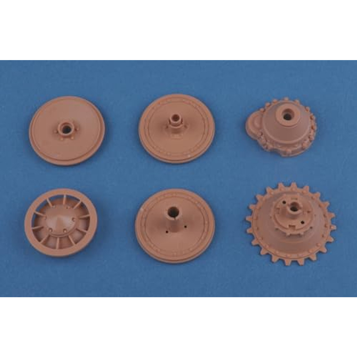 Hobby Boss Pz.Kpfw.VI Tiger I Military Land Vehicle Model Building Kit