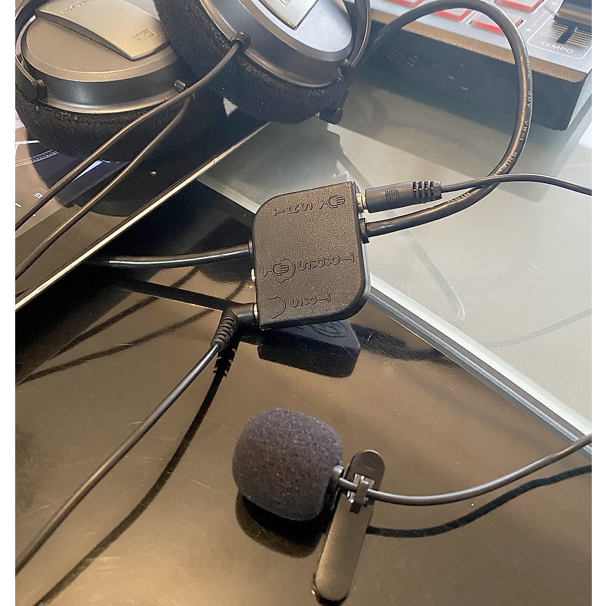 Firefly DJ "Genius Audio Splitter Cable - Mic-Enabled Universal Analog Output for Smartphones, Tablets and laptops