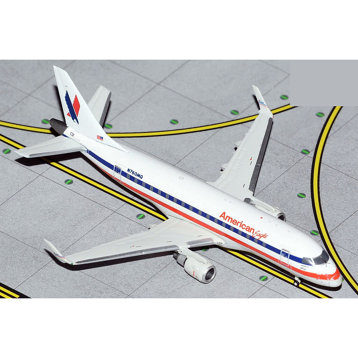 GeminiJets GJAAL2056 American Eagle Embraer 170-100STD Retro Livery N760MQ; Scale 1:400