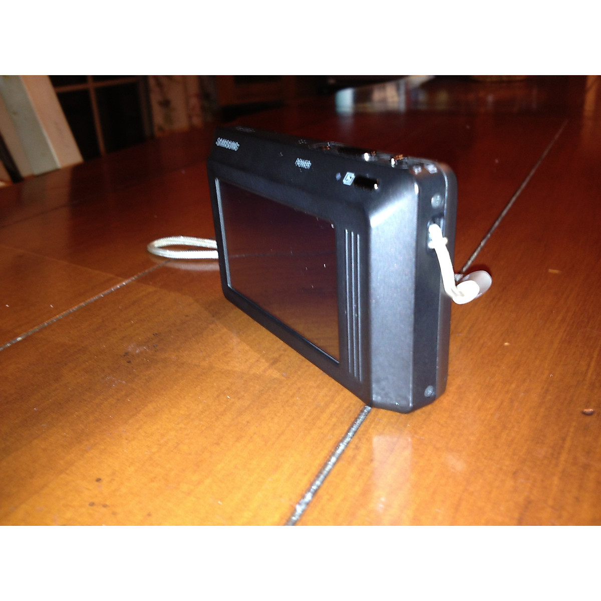 TL220 Digital Camera/silver