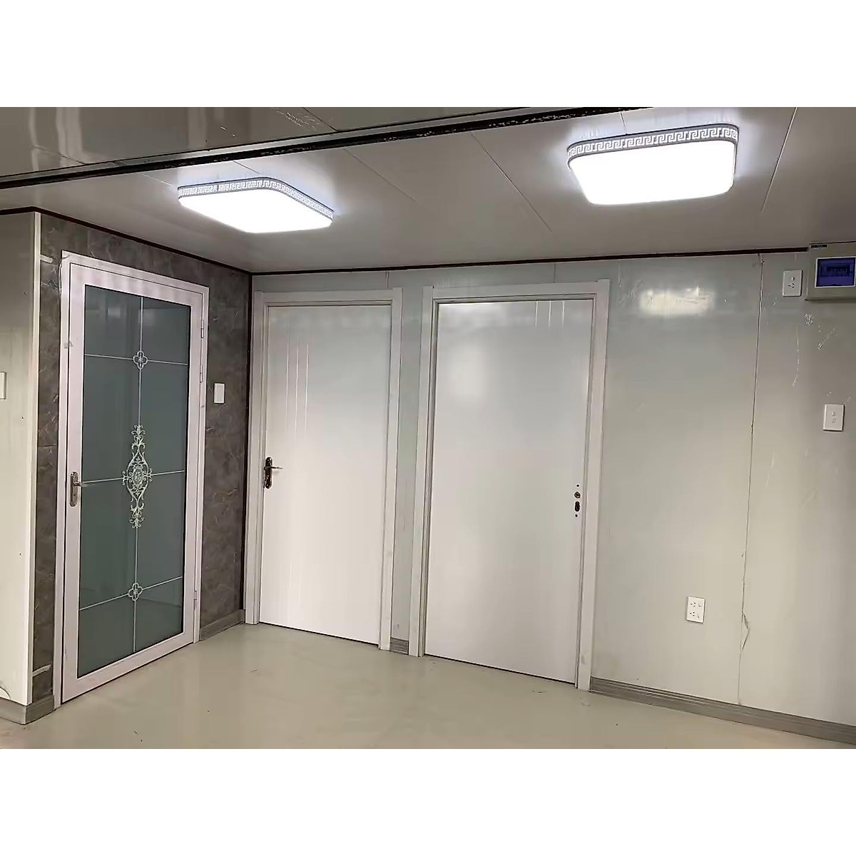 S.E.Q Double Story Fully Equipped Luxury prefab House, Expandable Container Villa with Balcony, Luxury Home, Stairs Fully Equipped 1 Kitchen 1 Bathroom bedrooms Free Bed Set