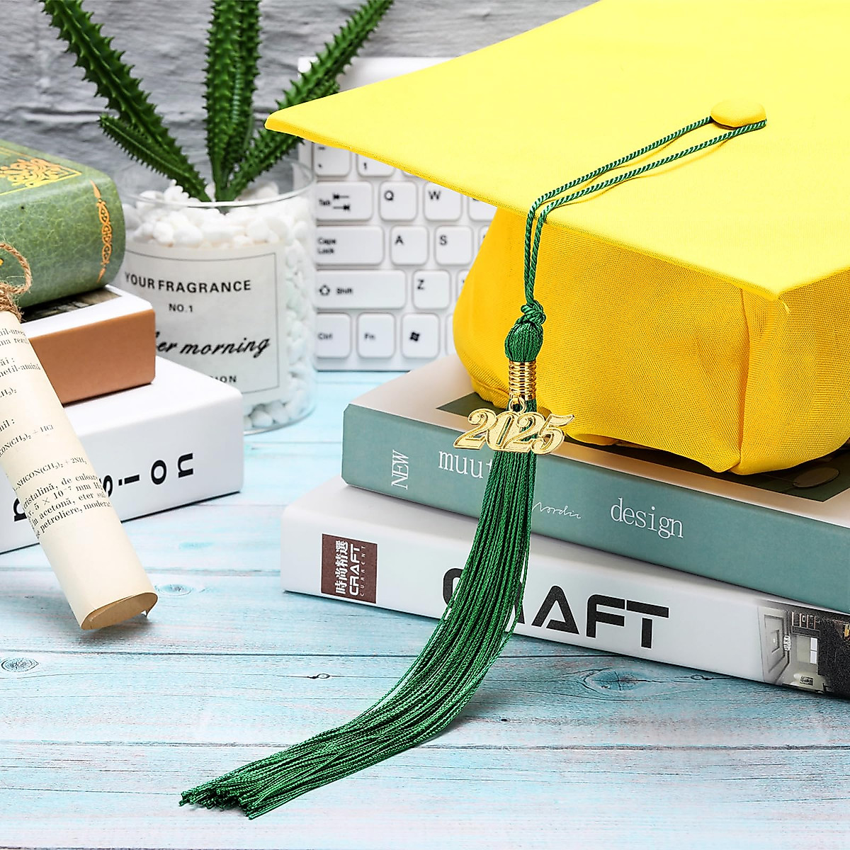 Yaomiao 14 Pieces 2025 Year Charm Graduation Tassel Academic Graduation Hat Tassel with Decoration for Graduates Ceremonies Parties Accessories(Green)