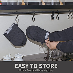 Oven Mitts, 2pcs Kitchen Mitts for Oven, Oven Mitts Heat Resistant with Silicone Non-Slip Grip and Hanging Loop, Oven Gloves to Protect Hands for Cooking, Baking and Grilling(Black)