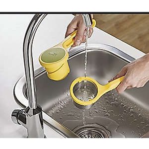 Joseph Joseph 20101 Helix Citrus Juicer Ergonomic Twist-Action Hand Press Stainless Steel, 1 EA, Yellow