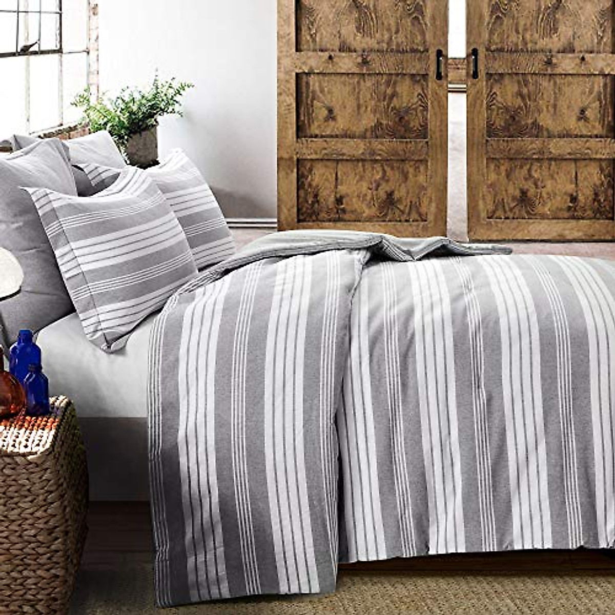 Lush Decor Gray and White Farmhouse Recycled Yarn-Dyed Cotton Stripe 5-Piece Comforter Set (King)