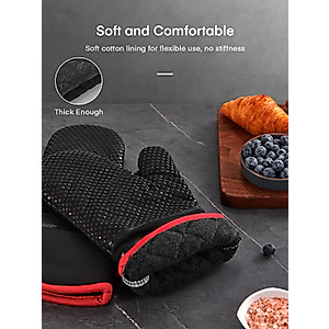 Oven Mitts, Heat Resistant Kitchen Oven Gloves 572°F, Non-Slip Silicone Surface, Extra Long Flexible Thick Mitts for Kitchen, Cooking, Baking, BBQ, Black