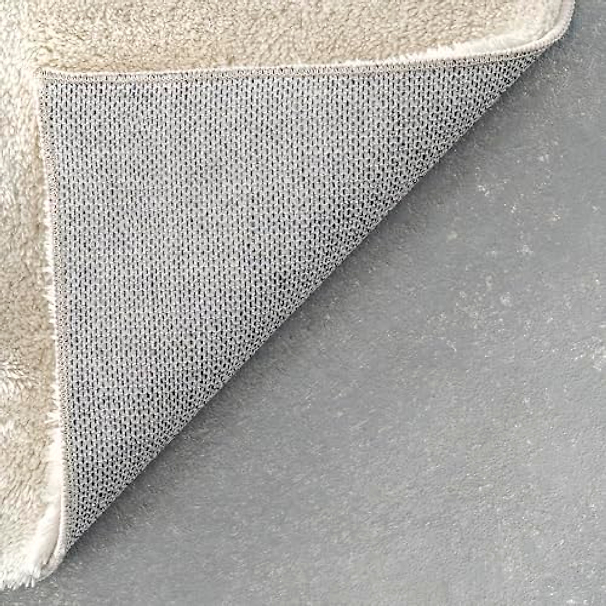 nuLOOM 4' Round Cozy Plush SuperiorWash Area Rug, Machine Washable, Non-Slip, Soft Fluffy Shag Carpet for Living Room Bedroom Kids Room Nursery Home Decor, Loni Cream