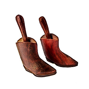 Pepper Mill Wood, Pepper Crusher. Figure Ironwood Handmade for Crush Chiltepin Chili Tepin, Spices or Peppers. Kitchen and Utensil Decor (Boot figure)