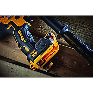 DEWALT FLEXVOLT ADVANTAGE 20V MAX* Hammer Drill, Cordless, 1/2-Inch, Tool Only (DCD999B)