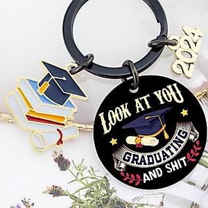 OEHEDOU Funny Graduation Gifts College Graduation Keychain 2024 Graduation Gifts For Seniors Student University Graduation Class Of 2024 Graduation Gifts For Him Her Graduate From College