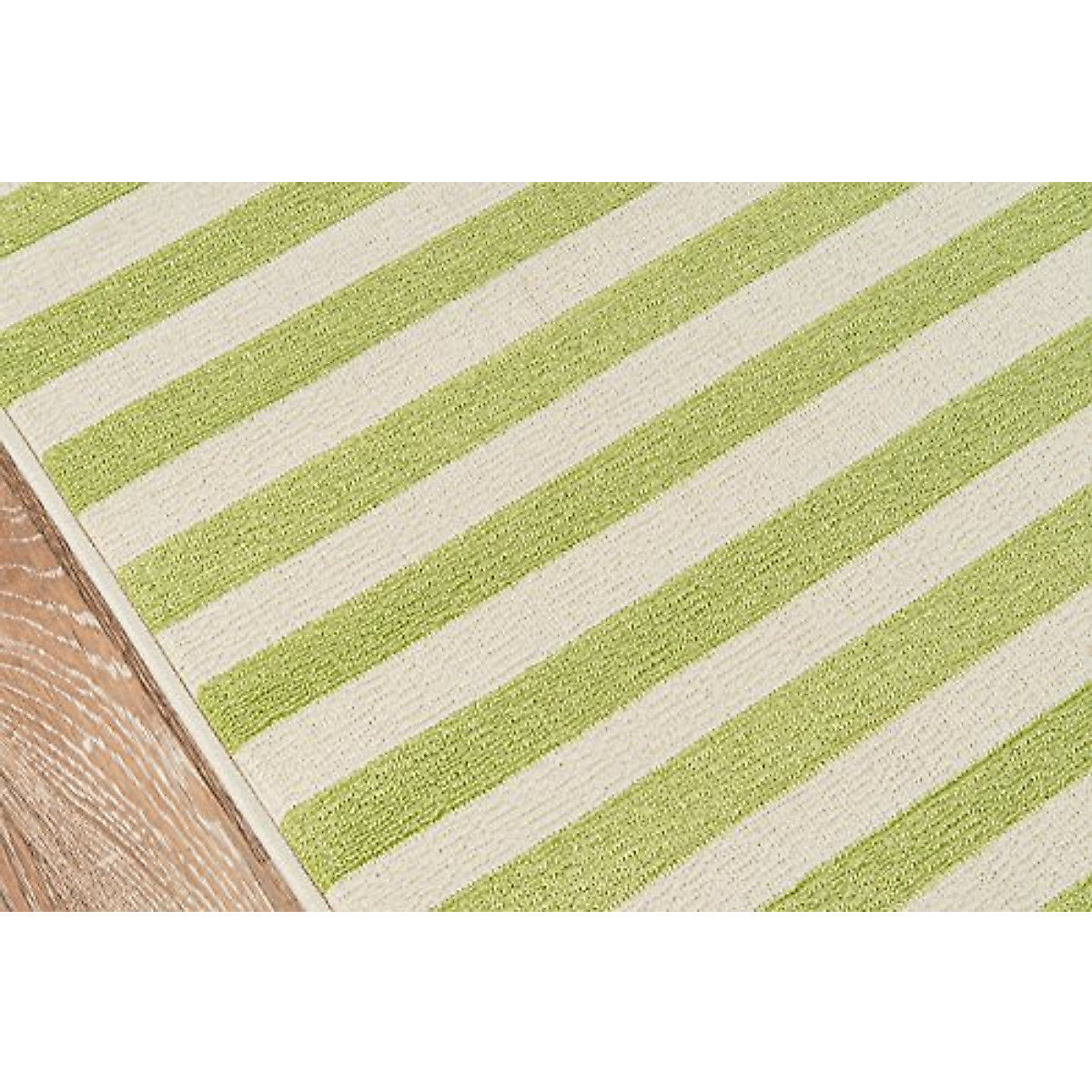 Momeni Rugs , Baja Collection Contemporary Indoor & Outdoor Area Rug, Easy to Clean, UV protected & Fade Resistant, 2'3" x 4'6", Green