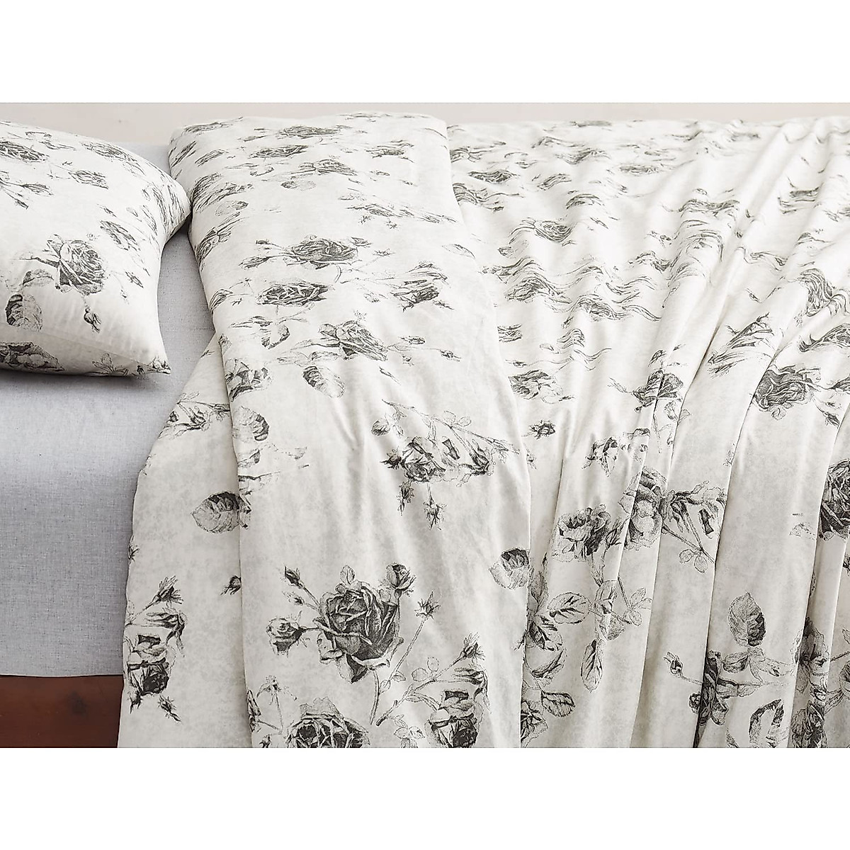 Calvin Klein Home Floral Printed Twin Duvet Cover Set of 3 Pieces -1 Duvet Cover and 2 Sham Covers, 100% Cotton 200 Tc (Light Grey)