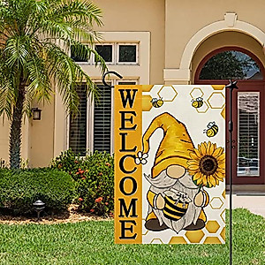 CMEGKE Gnome Welcome Garden Flag, Sunflower Garden Flag, Gnome with Sunflowers Bee Yard Flag Spring Summer Vertical Double Sided Burlap Party Holiday Yard Home Farmhouse Outside Decor 12.5 x 18 In