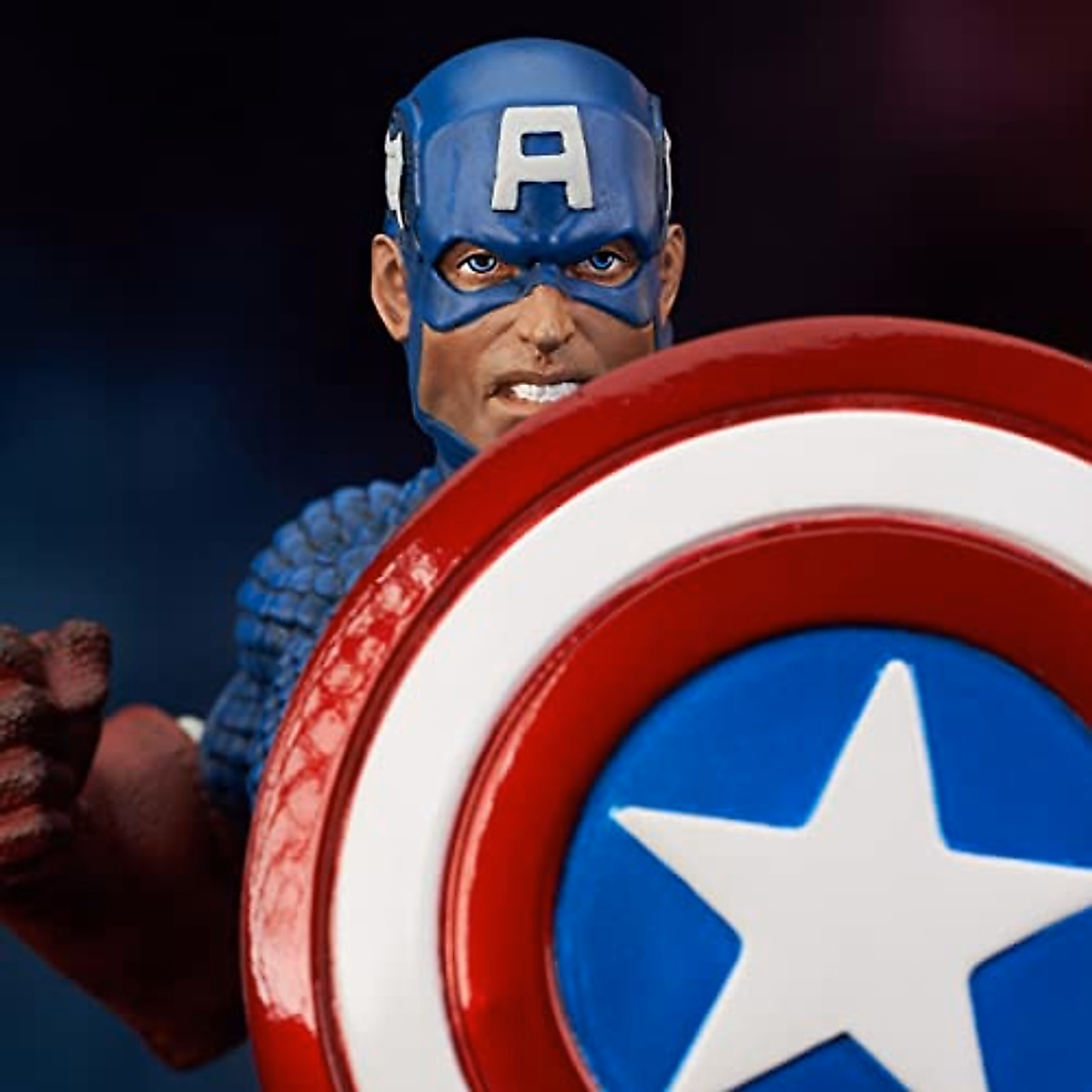 Diamond Select Toys Marvel Comics: Captain America 1:7 Scale Resin Bust, Multicolor, 6 inches