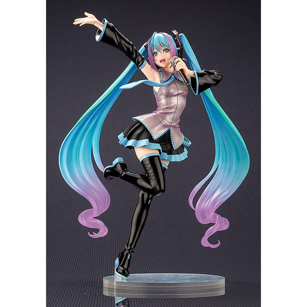 Kotobukiya Hatsune Miku feat. My Little Pony Bishoujo Statue, Multicolor