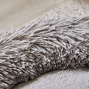 UOZZI BEDDING Plush Faux Fur Round Pet Cat Dog Bed, Comfortable Fuzzy Donut Cuddler Cushion Soft Shaggy and Warm for Winter 22" (Gray)