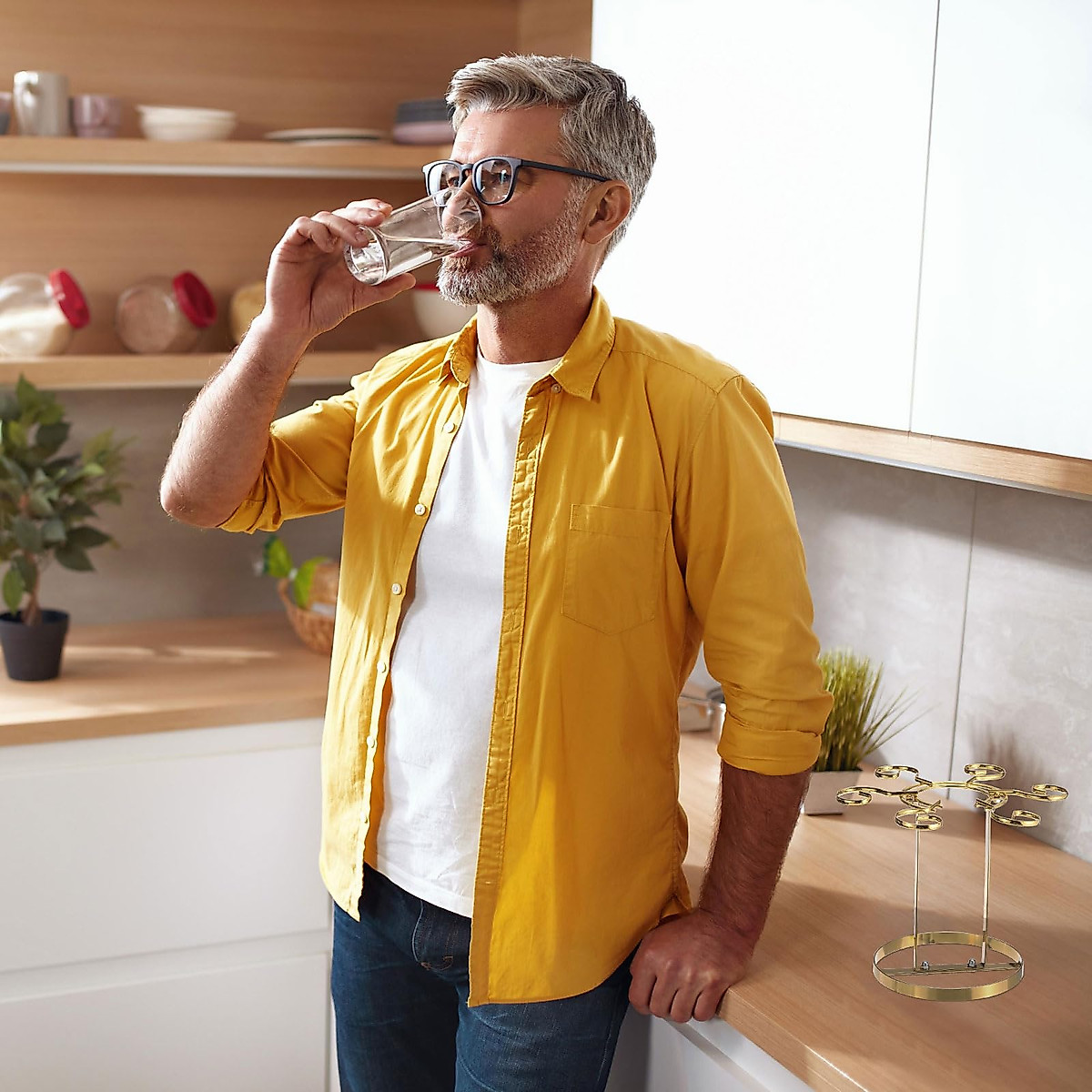 uxcell Countertop Wine Glass Holder, Freestanding Wine Glass Rack with 6 Hooks, Metal Stemware Holder Stand for Bar, Kitchen Home Storage (Bronze 235x335mm)