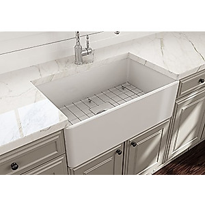 BOCCHI Classico Farmhouse Apron Front Fireclay 30 in. Single Bowl Kitchen Sink with Protective Bottom Grid and Strainer in White