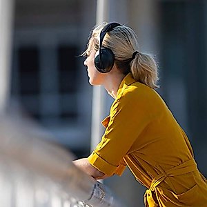 Bose Noise Cancelling Headphones 700,Bluetooth, Over-Ear Wireless with Built-In Microphone for Clear Calls & Alexa Voice Control,Black