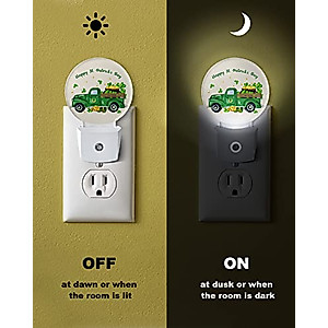 Night Light Plug into Wall, LED Nightlights St.Patrick's Day Shamrocks Truck Green Linen Small Nightlight Auto Dusk-to-Dawn Sensor Lamp LED Night Lights for Kid's Bedroom, Bathroom