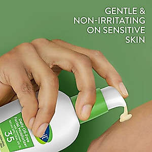 Cetaphil Face Moisturizer, Daily Oil Free Facial Moisturizer with SPF 35, For Dry or Oily Combination Sensitive Skin, Fragrance Free Face Lotion