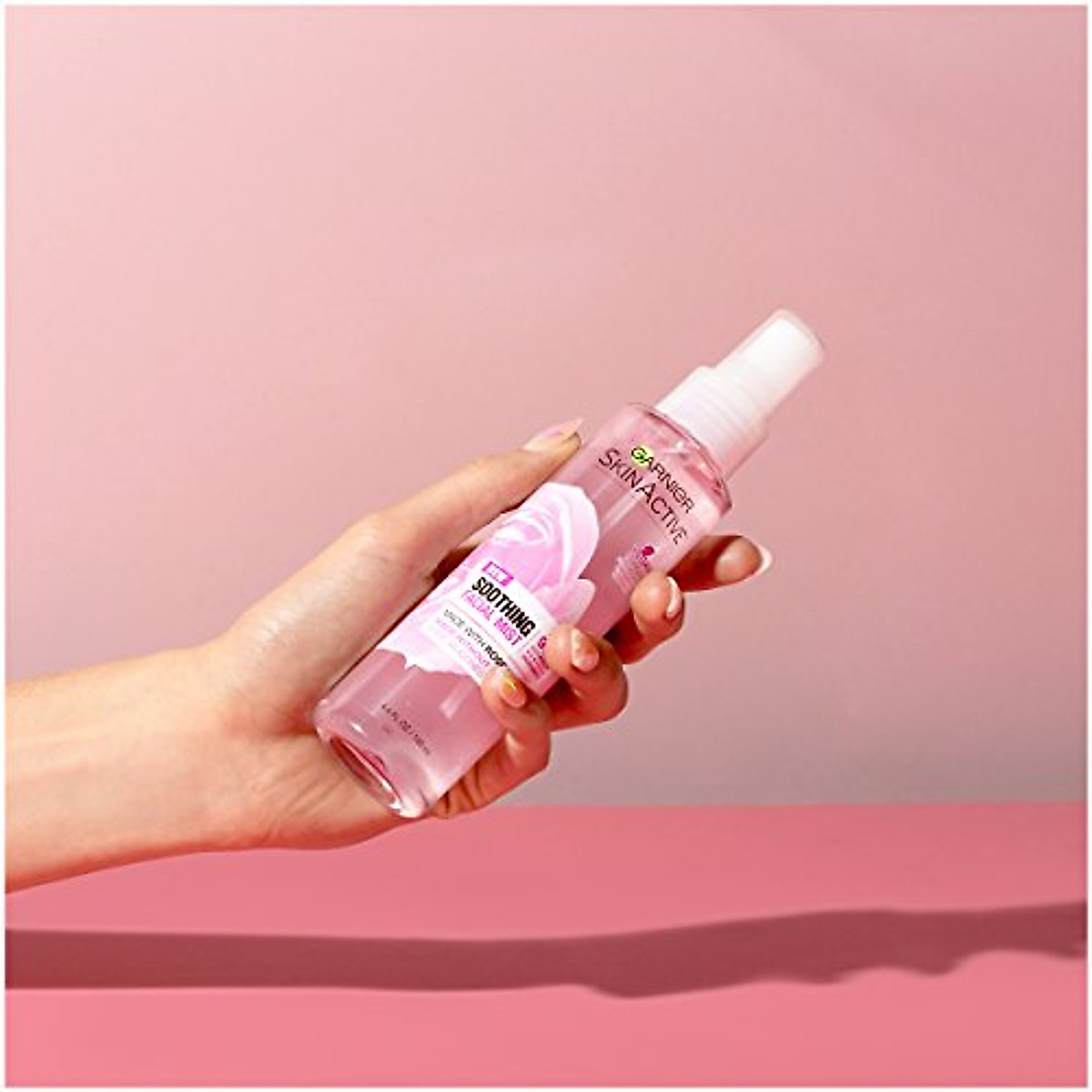 Garnier SkinActive Facial Mist Spray with Rose Water, 4.4 Fl Oz (Pack of 1)