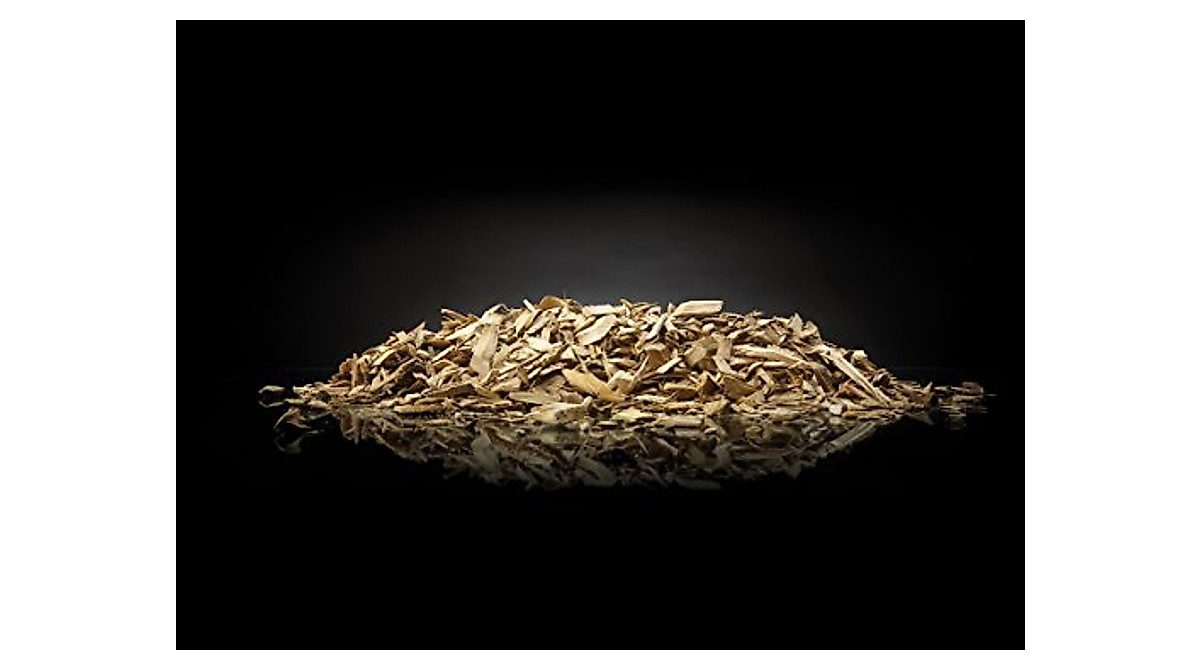Napoleon Maple Wood Chips | Light, Sweet Smoke Flavor for BBQ