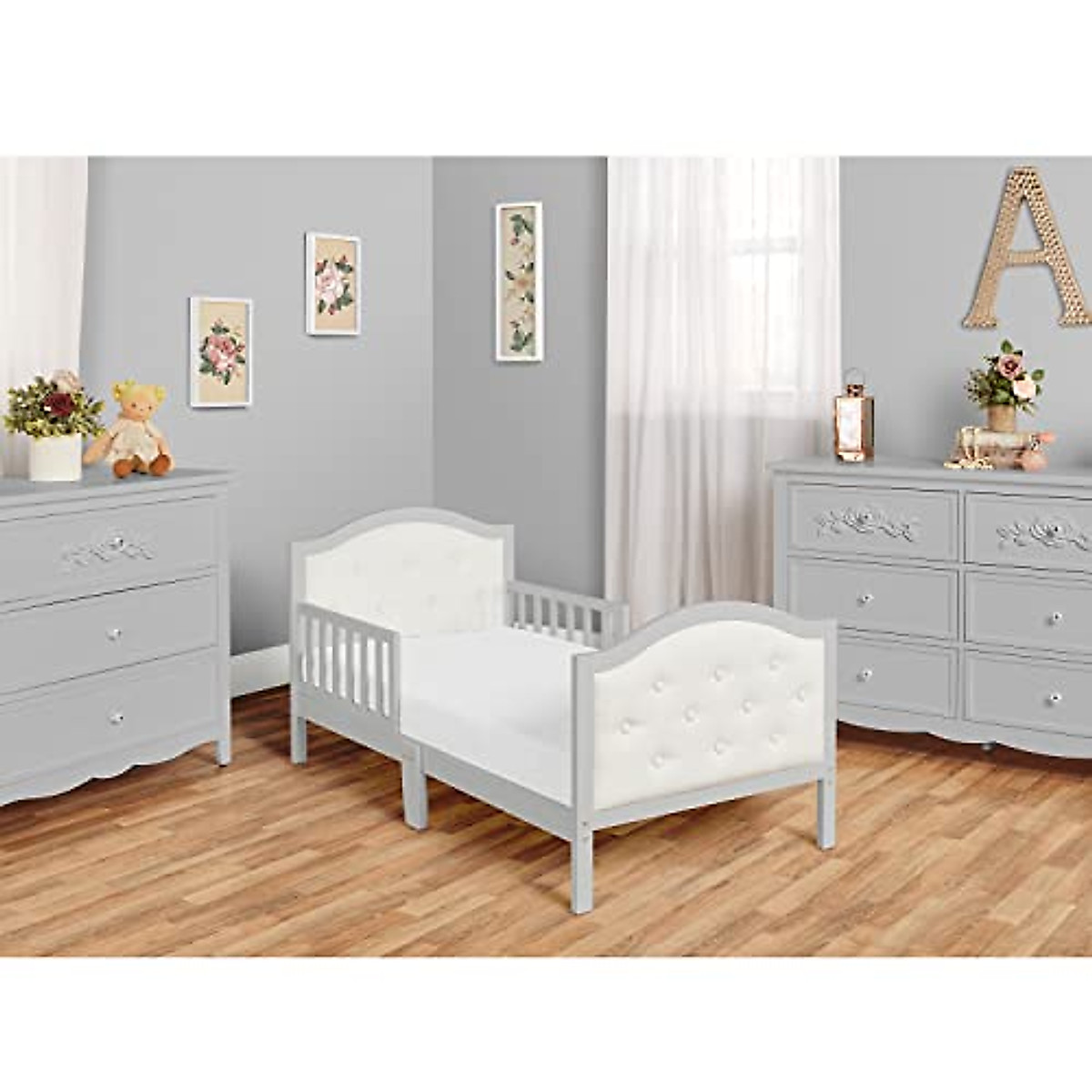 Dream On Me Zinnia Toddler Bed in Grey