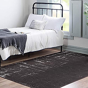 Rugs.com Valencia Collection Area Rug – 4' x 6' Charcoal Low Rug Perfect for Entryways, Kitchens, Breakfast Nooks, Accent Pieces