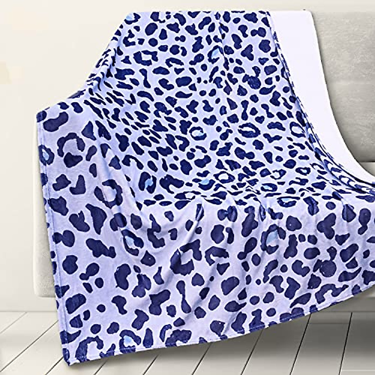 RosieLily Blue Leopard Blanket Soft Cheetah Throw Blankets Leopard Print Blanket Leopard Gifts and Throws Flannel Fleece Throw Blanket Lightweight Cozy Plush Blanket for Couch Chair All Seasons 50X60