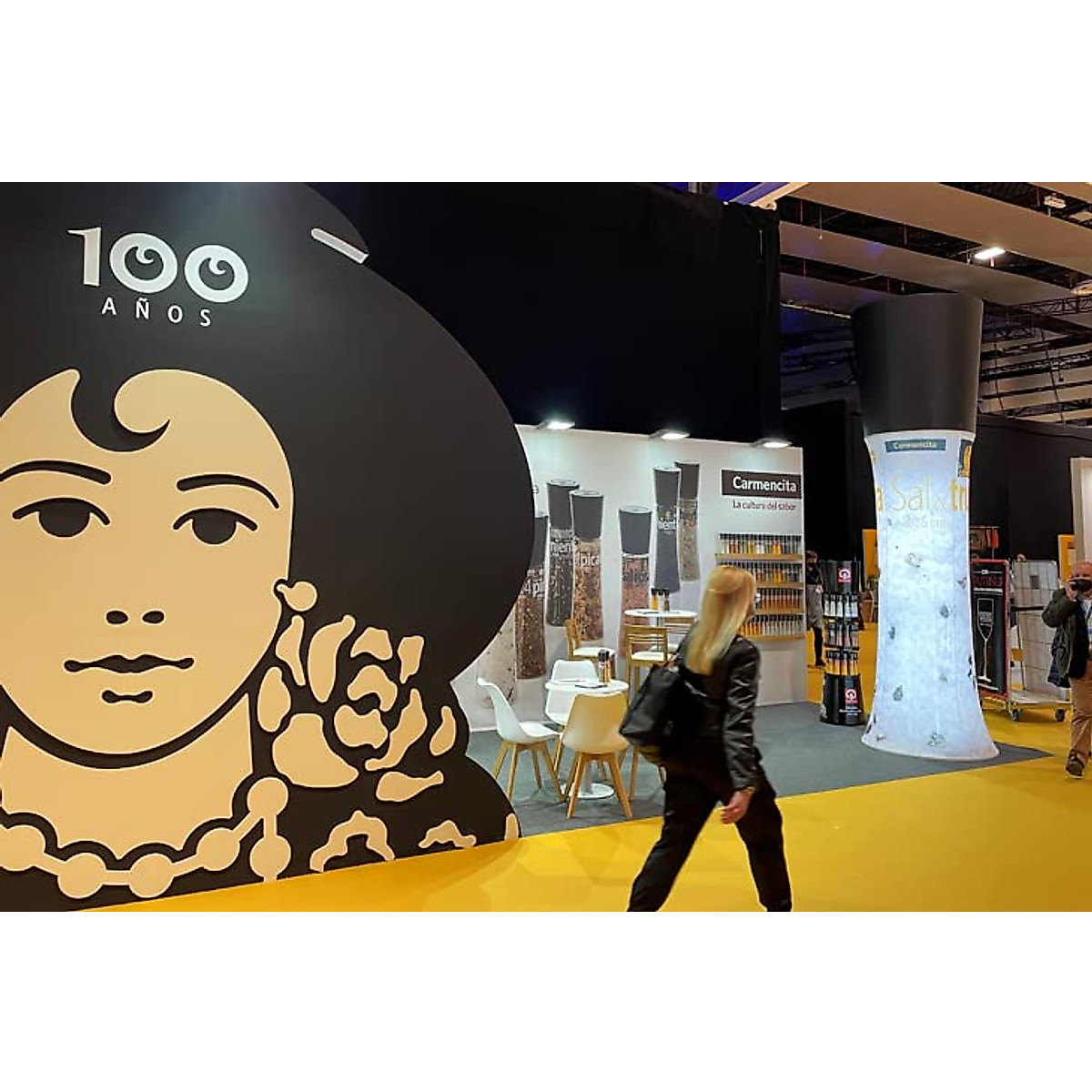 Castevia 24-Inch Polished Steel Paella Pan, 60cm / 20 Servings