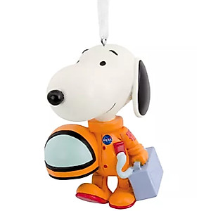 Hallmark 2019 Snoopy Wearing Astronaut Outfit Tree Ornament