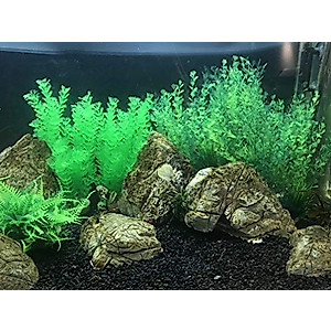 BEGONDIS 2Pcs Aquarium Decorations Fish Tank Artificial Water Plants Made of Soft Plastic, Safe for All Fish & Pets