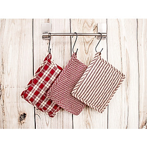 High End Home 3 Piece Pot Holder Set - Hot Pads for Kitchen 7 x 8.5 Inch Burgundy Red