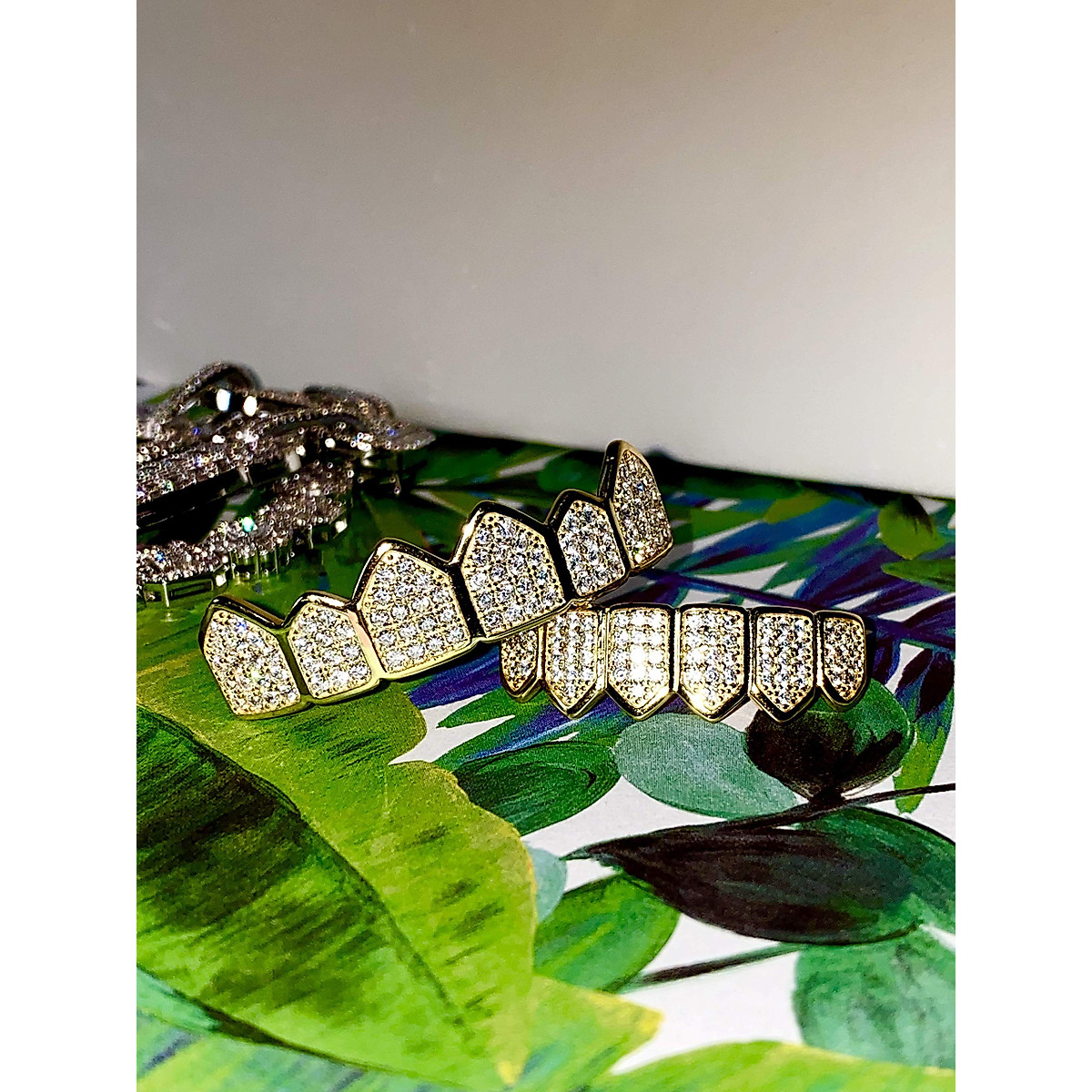 14k Joker Gold Grillz for Mouth Top Bottom Hip Hop Teeth Grills for Mouth Grillz for Mouth Top Bottom Hip Hop 8 Teeth Grills for Teeth Mouth Set - Teeth Cap, Iced Grillz 6 Teeth Top & Bottom Set