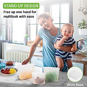 Annaklin Reusable Storage Bag, 8 Pack 100% Silicone Food Storage Bags Stand Up Silicone Zip Lock Bags for Food Container, Freezer Microwave Oven Dishwasher Safe, 4 Large 2 Medium 2 Small, Translucent