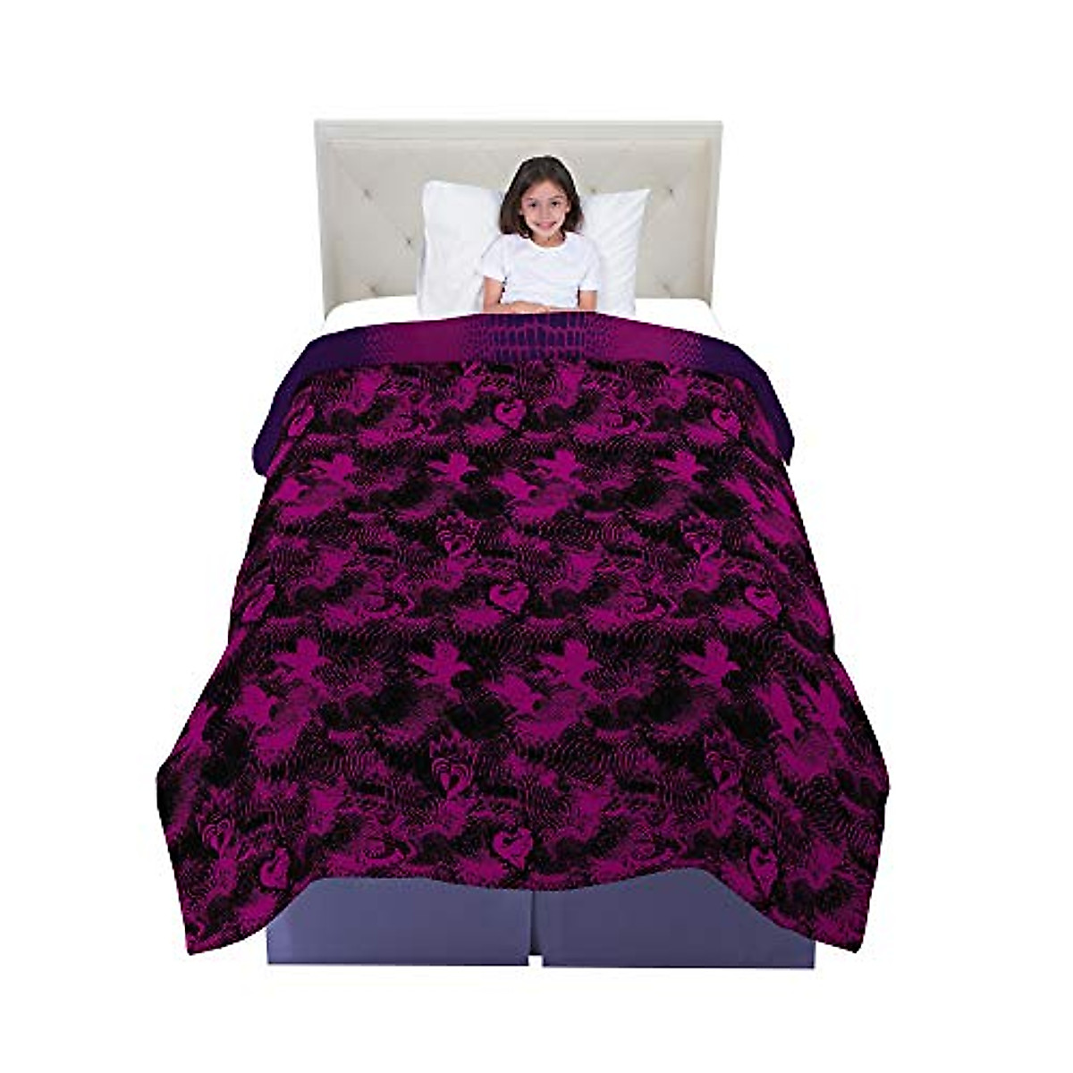Franco Kids Bedding Super Soft Reversible Comforter, Twin/Full, Disney Descendants 3
