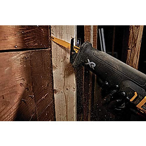 DEWALT 20V MAX* XR Reciprocating Saw Kit, Power Detect Tool Technology (DCS368W1)