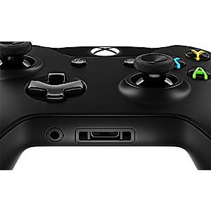 Xbox One Wireless Controller and Play & Charge Kit
