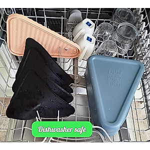 Pizza Storage Container (Big Size), Reusable Pizza and Food Silicone Storage Container, with 4 trays – Useful, Stackable Microwaveable Slice Box. Triangle shape. BPA Free (Colour Blue and Pink)