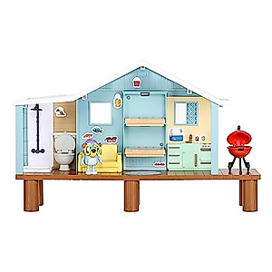 BLUEY Beach Cabin Playset, with Exclusive Figure with Goggles. Includes 10 Play Pieces and Sticker Sheet