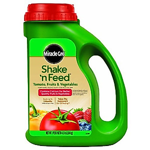 Miracle-Gro Shake N Feed Tomatoe,Fruit&Veg Food