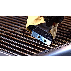 Q-Swiper Steam Clean BBQ Grill Cleaner Set - 1 Grill Brush with Scraper, 2 Heat Resistant Kevlar® Cloths, 1 Tray | Bristle Free | Safe Way to Steam Away Grill Grease & Grime