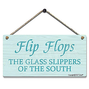 Flip Flops The Glass Slippers of The South 5X10 Inches Wood Retro Look Decoration Art Hanging Sign for Home Kitchen Bathroom Farm Garden Garage Inspirational Quotes Wall Decor